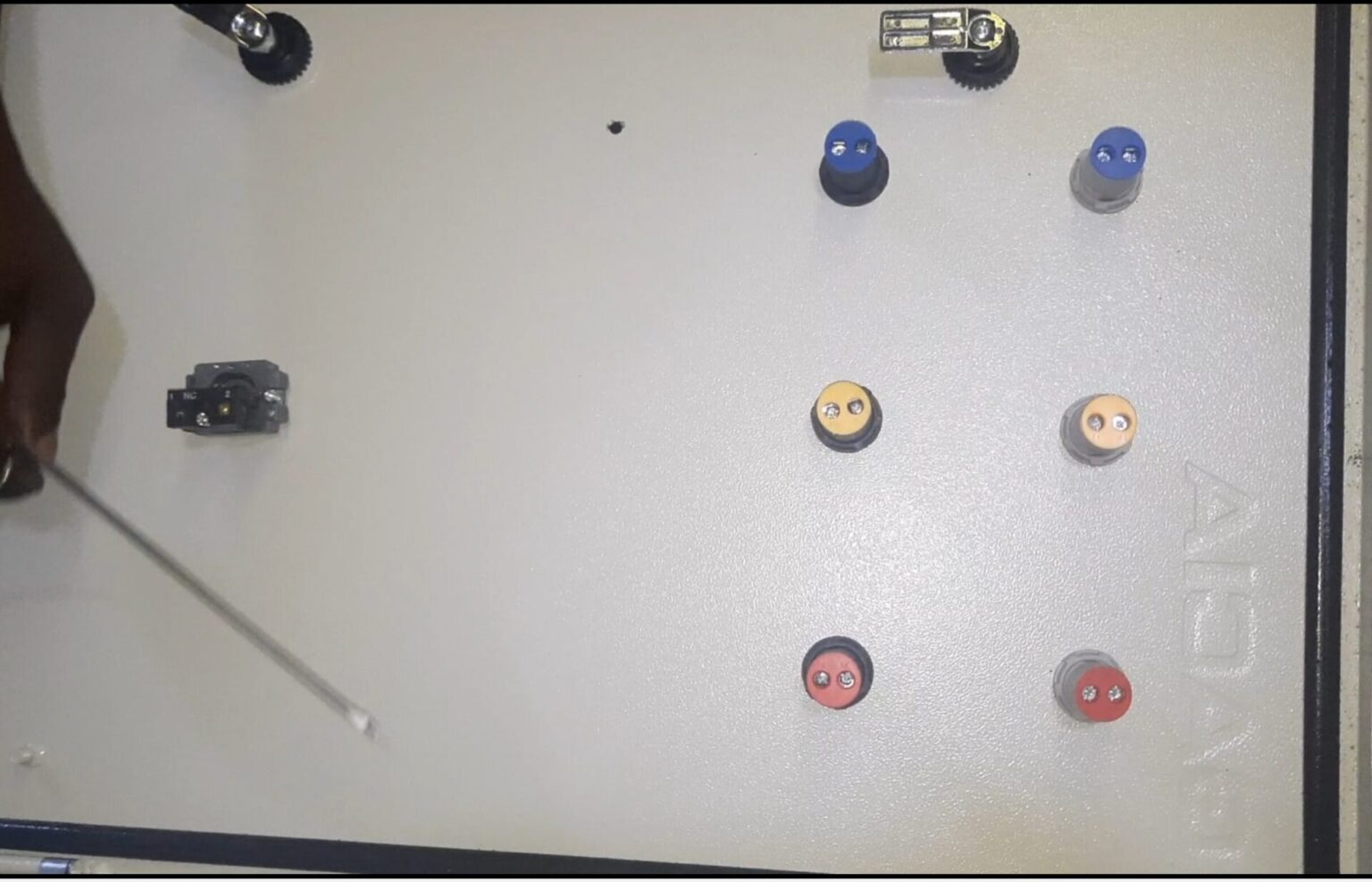 How to Design Automatic Phase Selector Panel - Auto Phase Selector ...