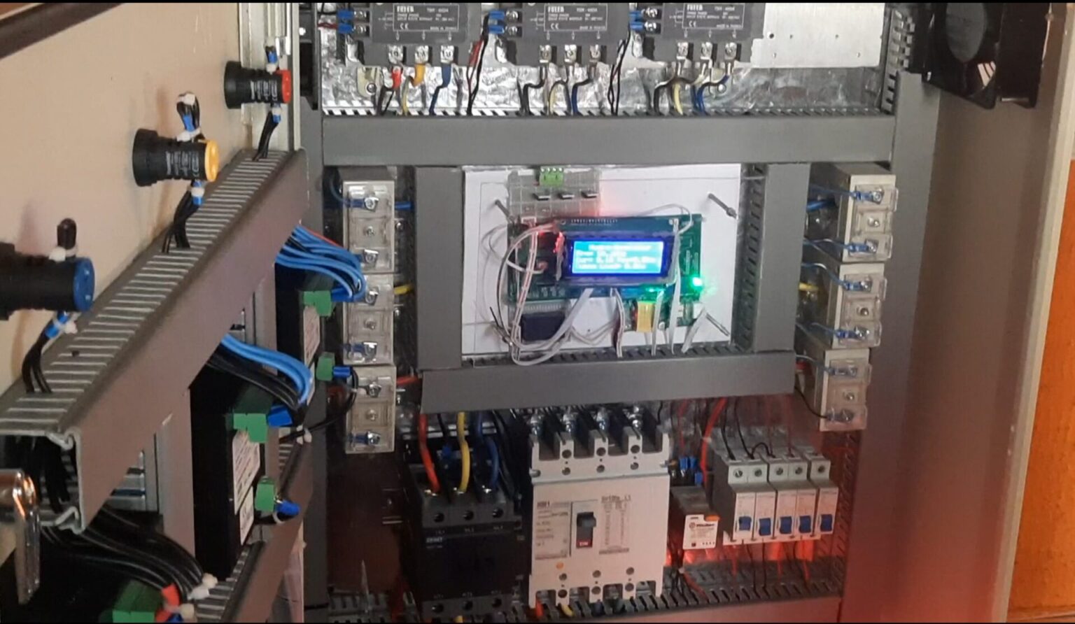 How To Design A Programmable Electronic Load Controller (ELC) Control Panel